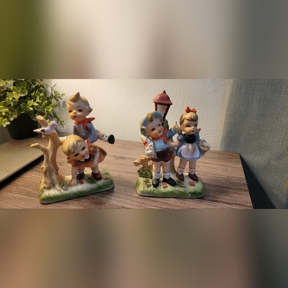 Dee Bee Imports | Art | Vintage 95s Dee Bee Imports Hand Painted Boy ...